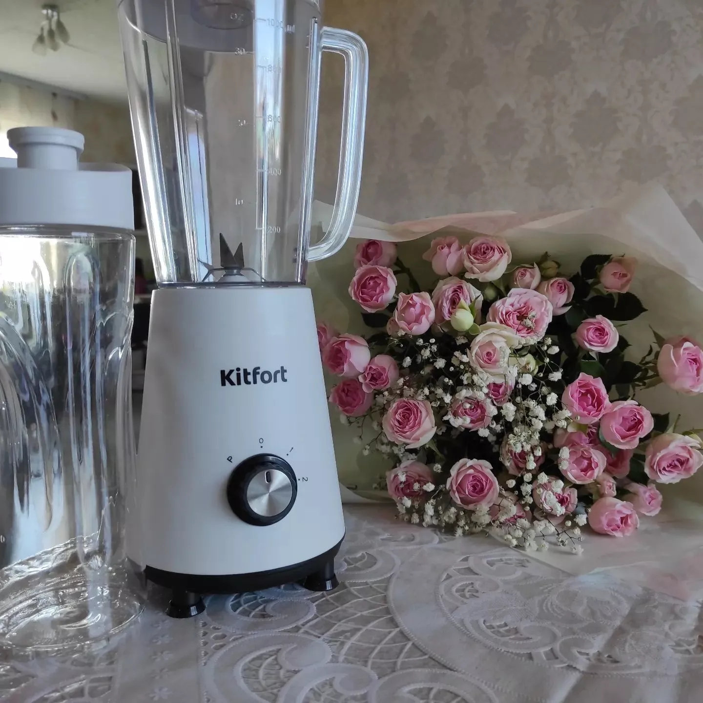 Блендер Kitfort KT-1340-1 на 350 Вт, белый купить по цене 3 290 ...