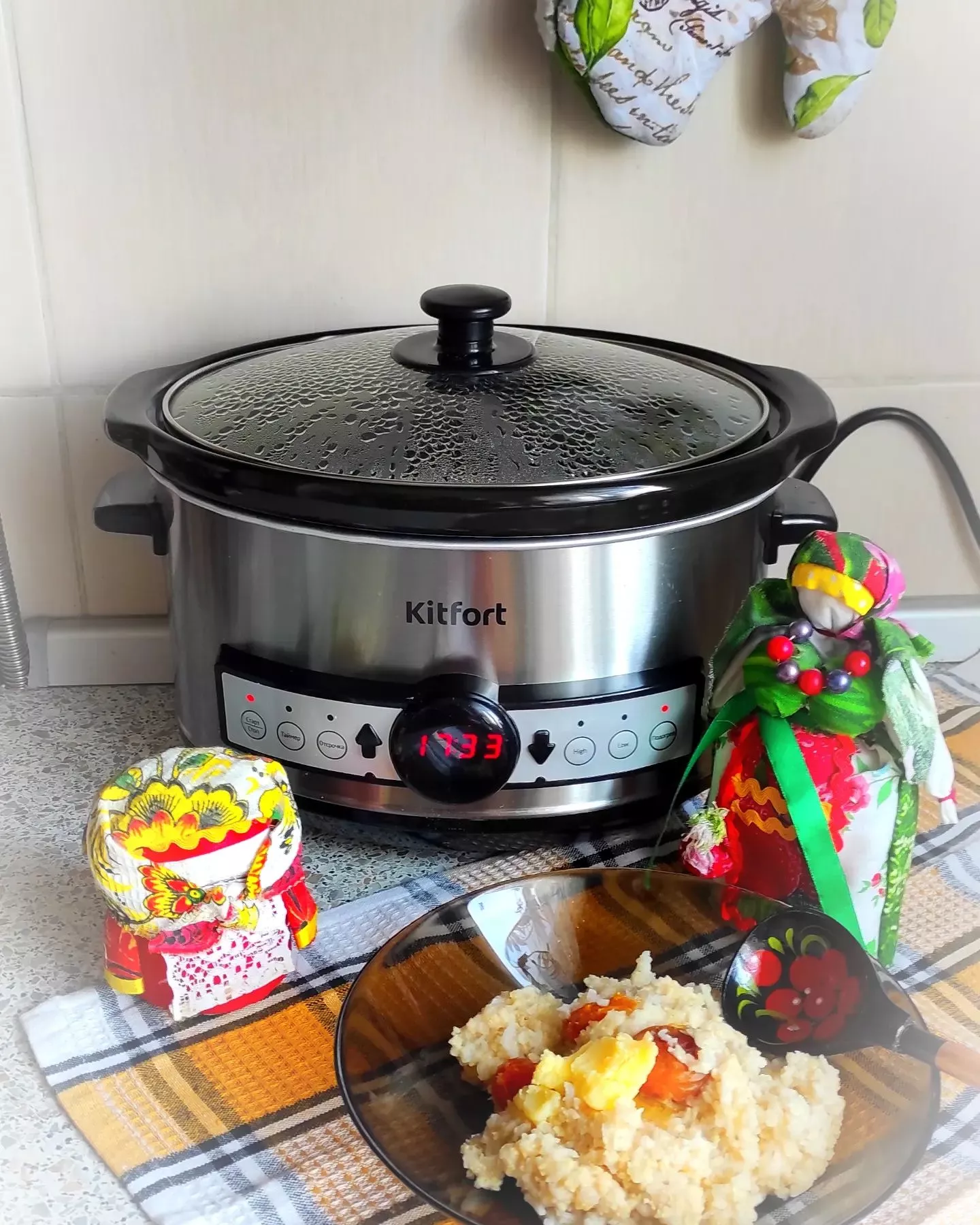 Медленноварка Kitfort KT-212 с электронным управлением купить по цене 4 690 ₽: отзывы, фото ...