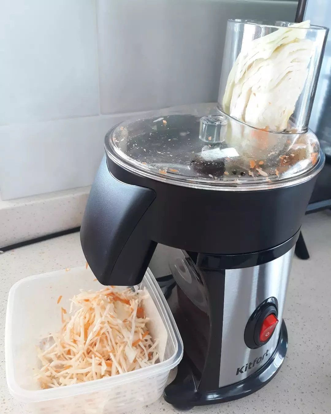 Терка для сыра электрическая Kitfort КТ-1393 купить по цене 4 990 ₽: отзывы, фото, инструкция